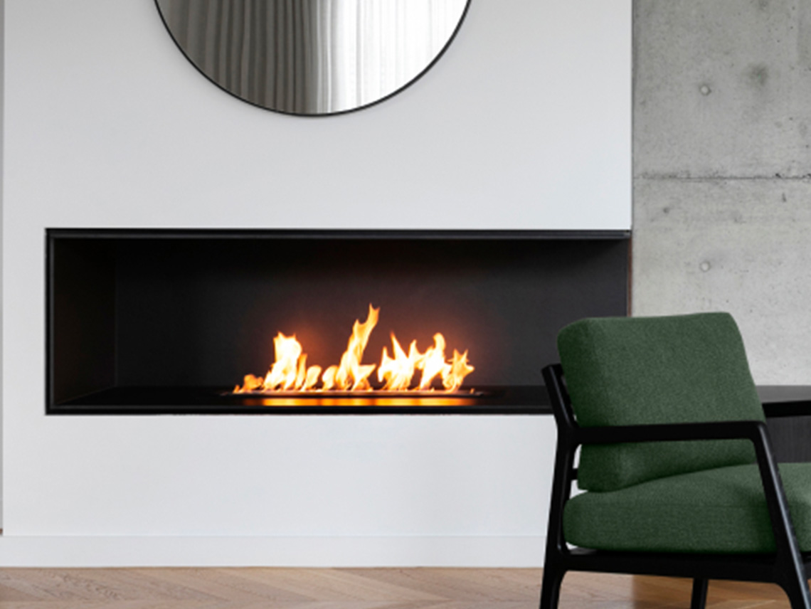 Outdoor bioethanol fireplaces EcoSmart Fire to create inviting ambience