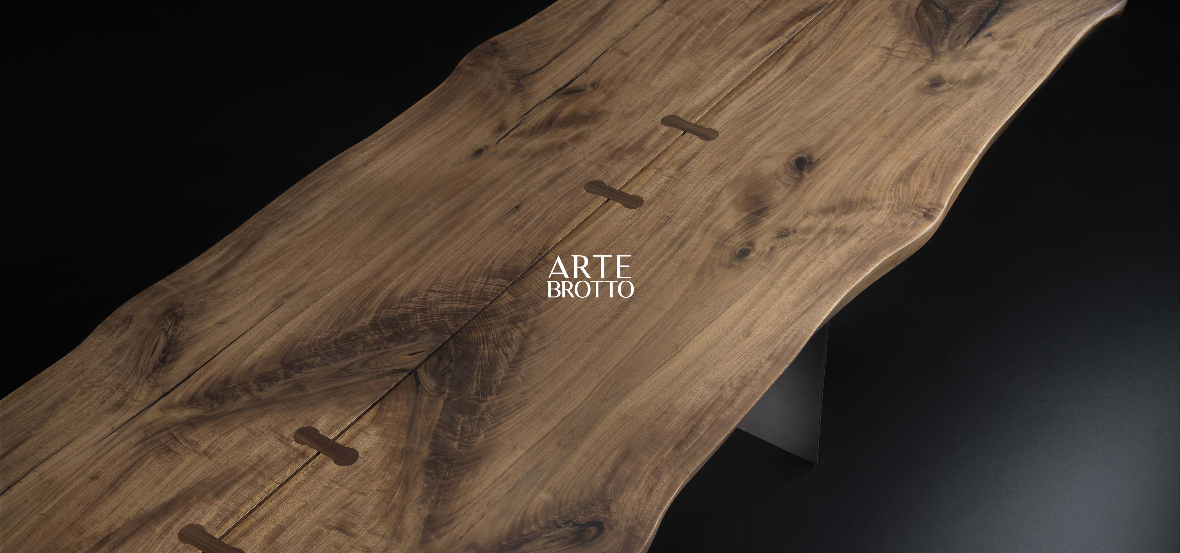 Vero di Arte Brotto, il tavolo in legno massiccio. Ogni pezzo, un pezzo ...