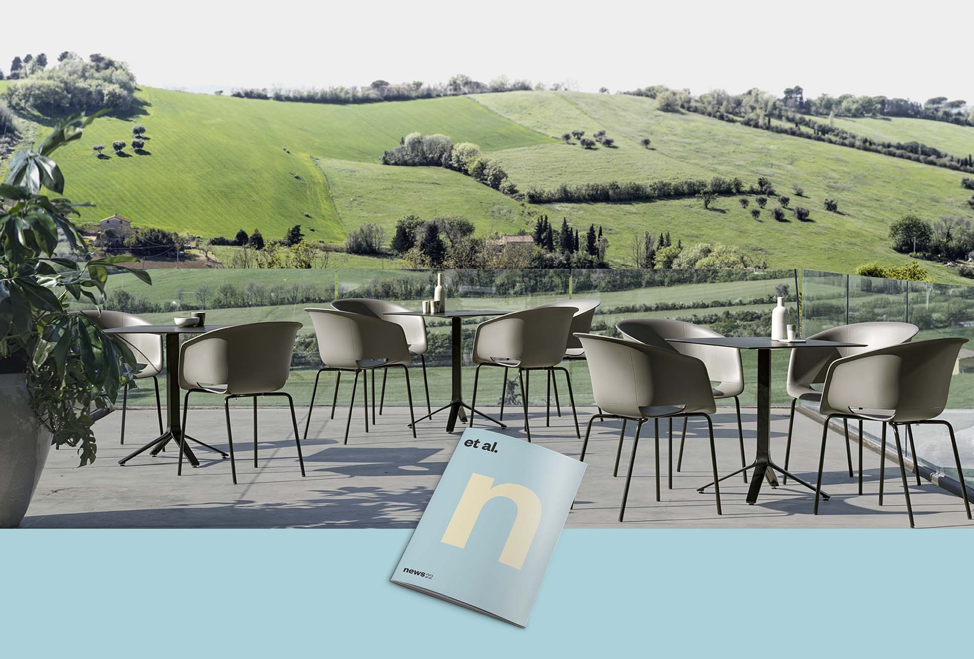 Et Al. Dunk: the new family of upholstered seats