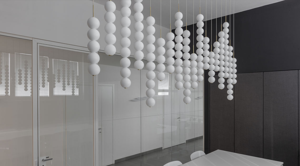 Terzani, bespoke lighting tailored to your projects: discover the catalogue