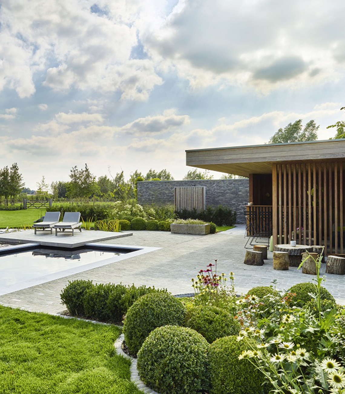 Create your outdoor space, get inspired by NOA solutions