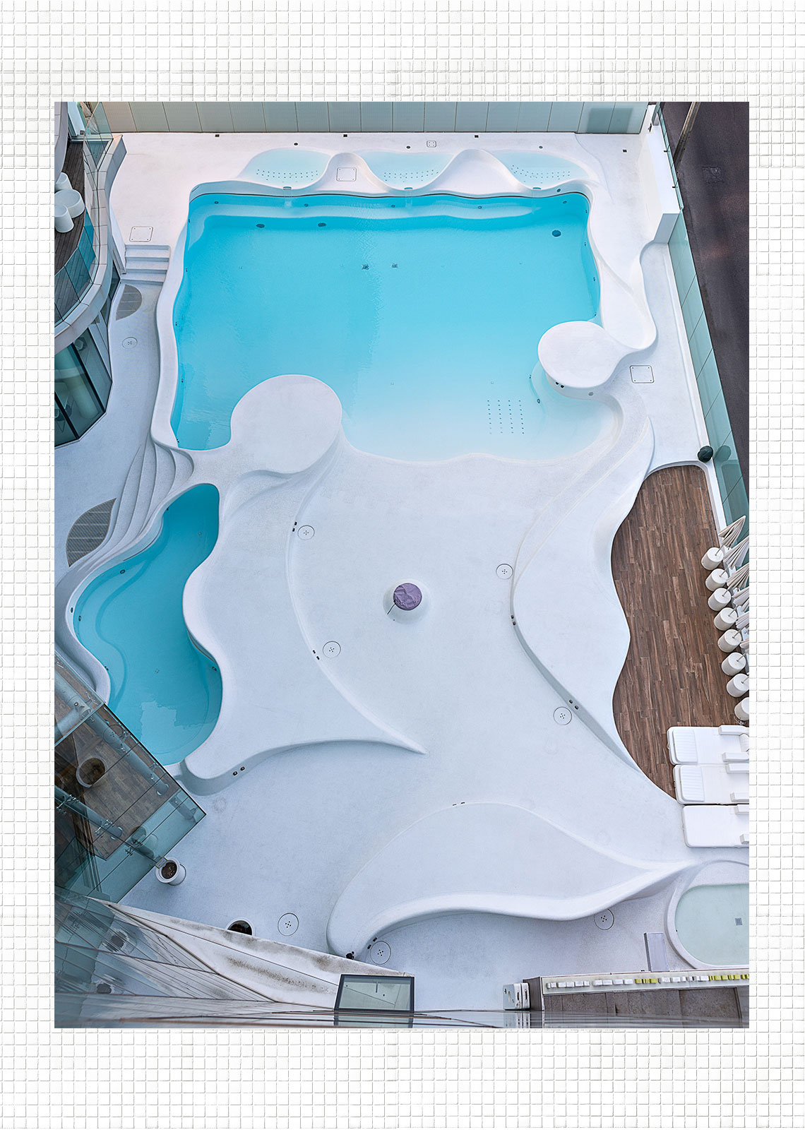 SICIS, mosaic coverings for out of the ordinary pools