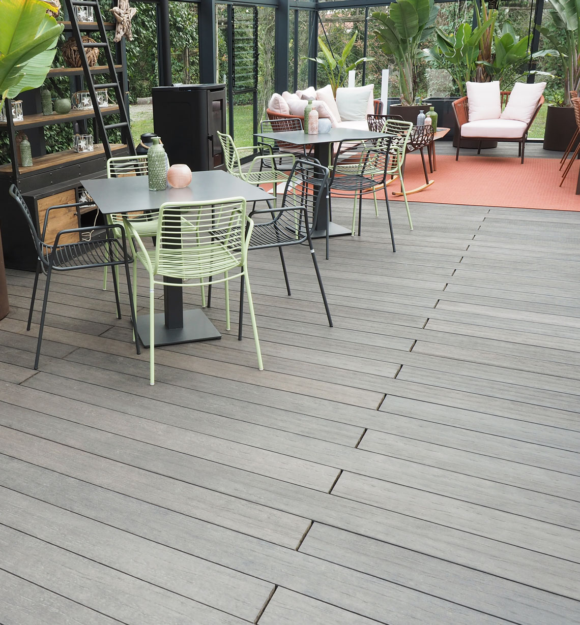 Decking born to last: Outside by Skema