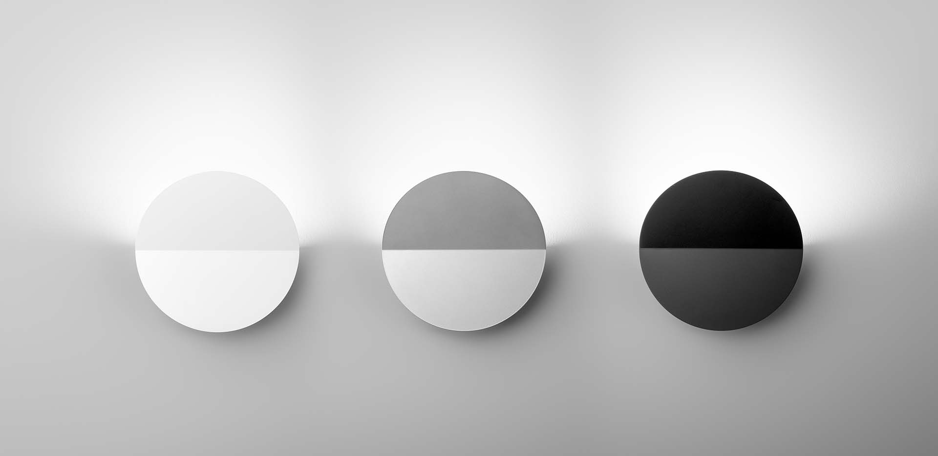 Cyrcle Zava metal lamps: effects of light and shadows generated by a ...