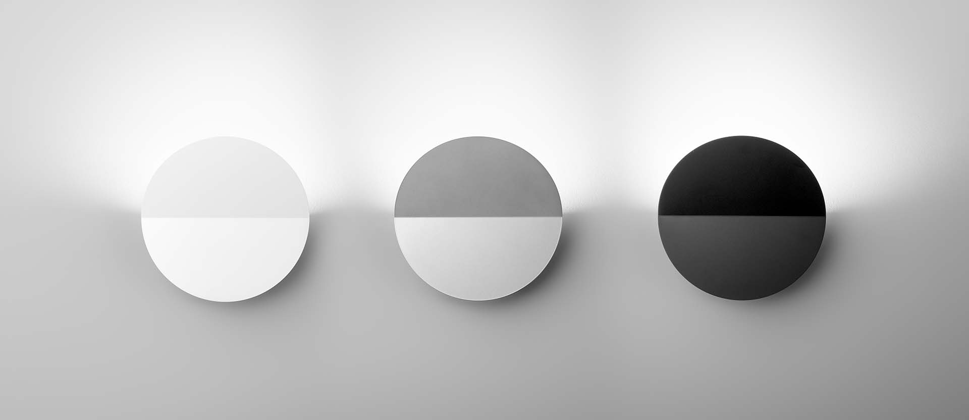 Cyrcle Zava metal lamps: effects of light and shadows generated by a ...
