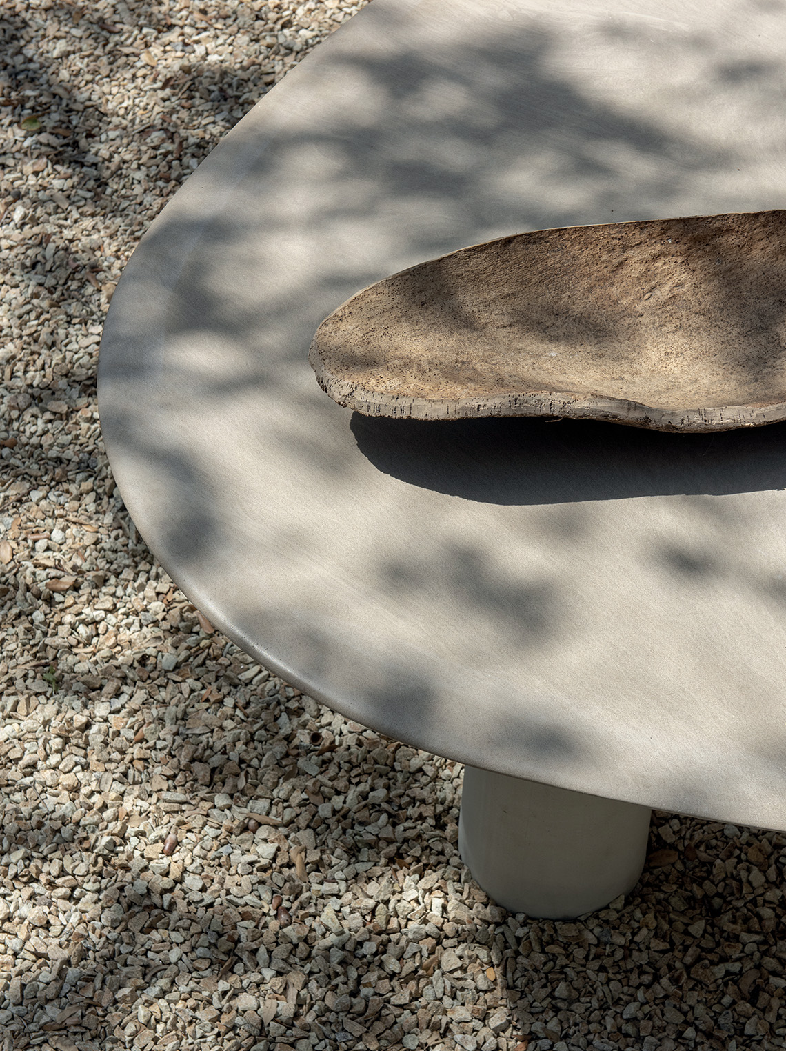 Formal and material expressiveness: Kilt and Bold by Ethimo