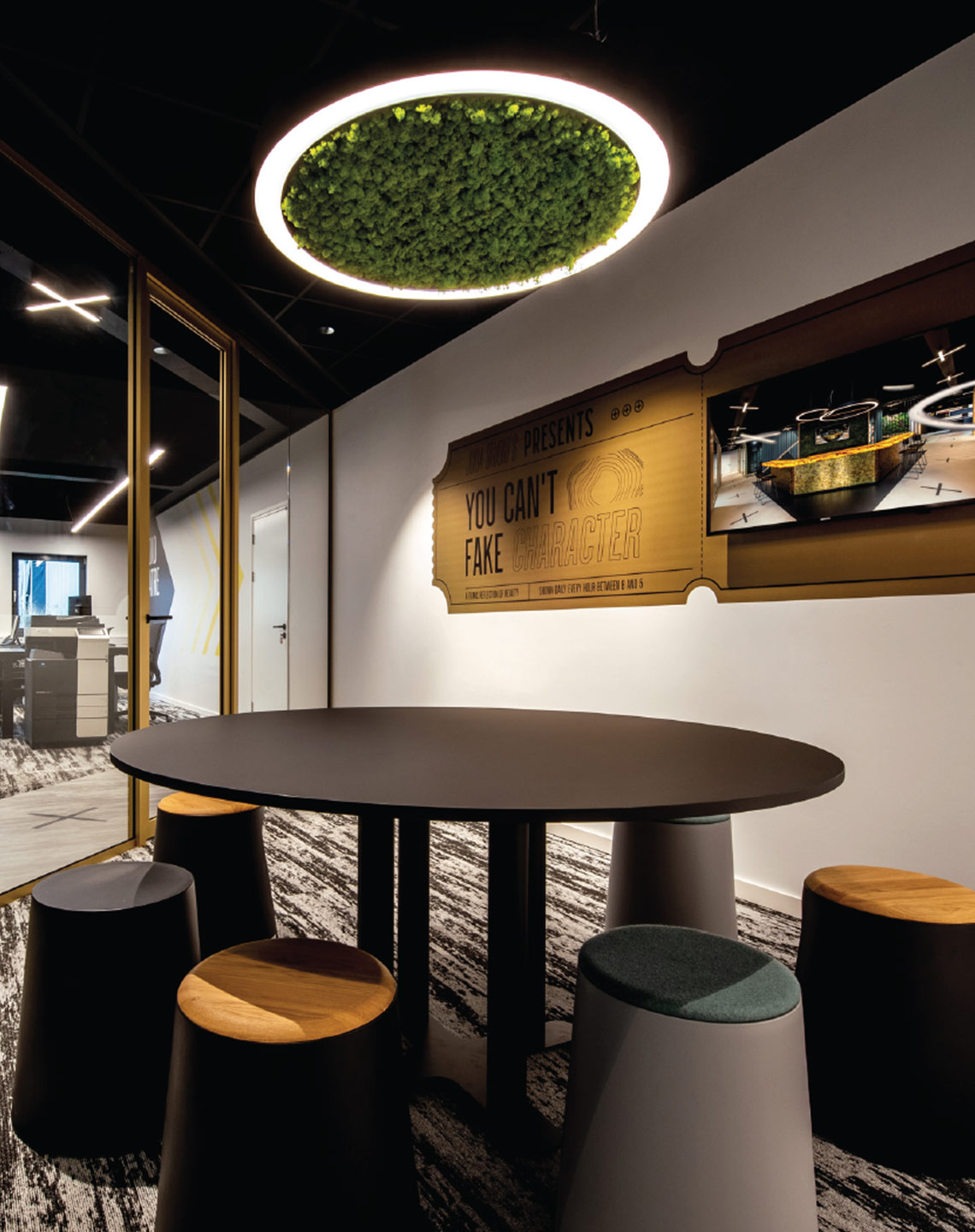 Intra lighting, top products 2022. Discover all in Catalogue 33
