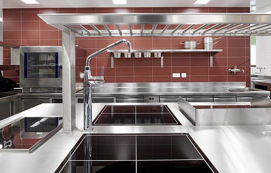 Prisma Cooking Suite, performance and design