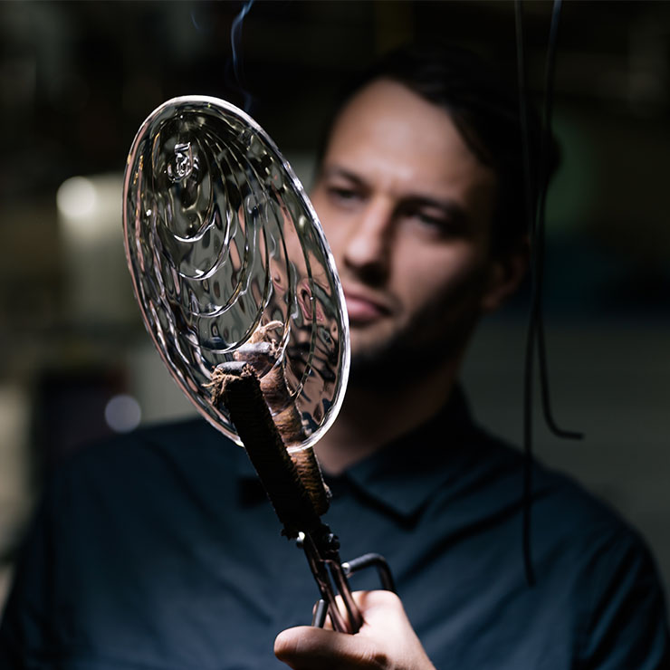 New collection Mussels: bright constellations with organic aesthetics