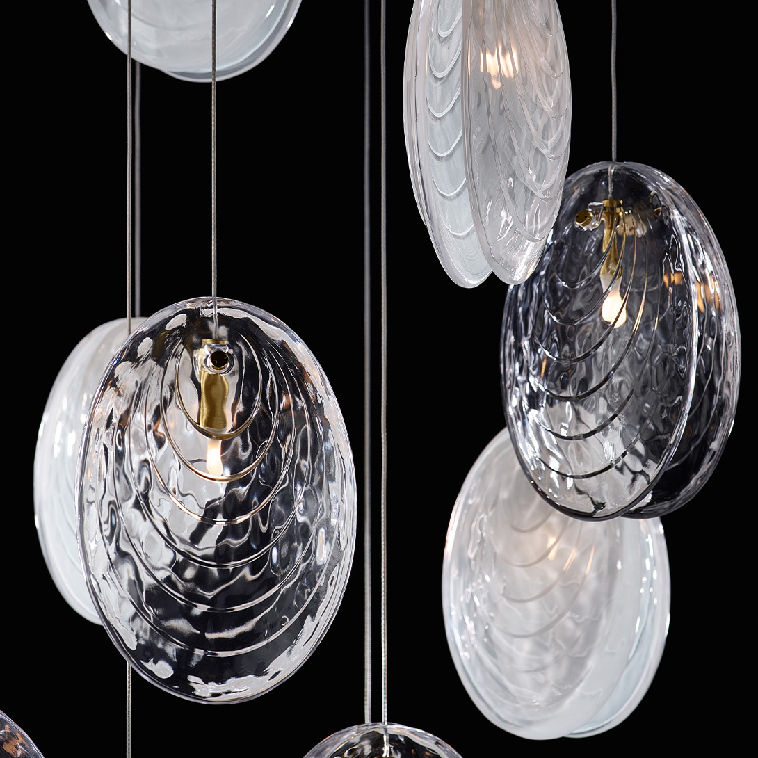 New collection Mussels: bright constellations with organic aesthetics
