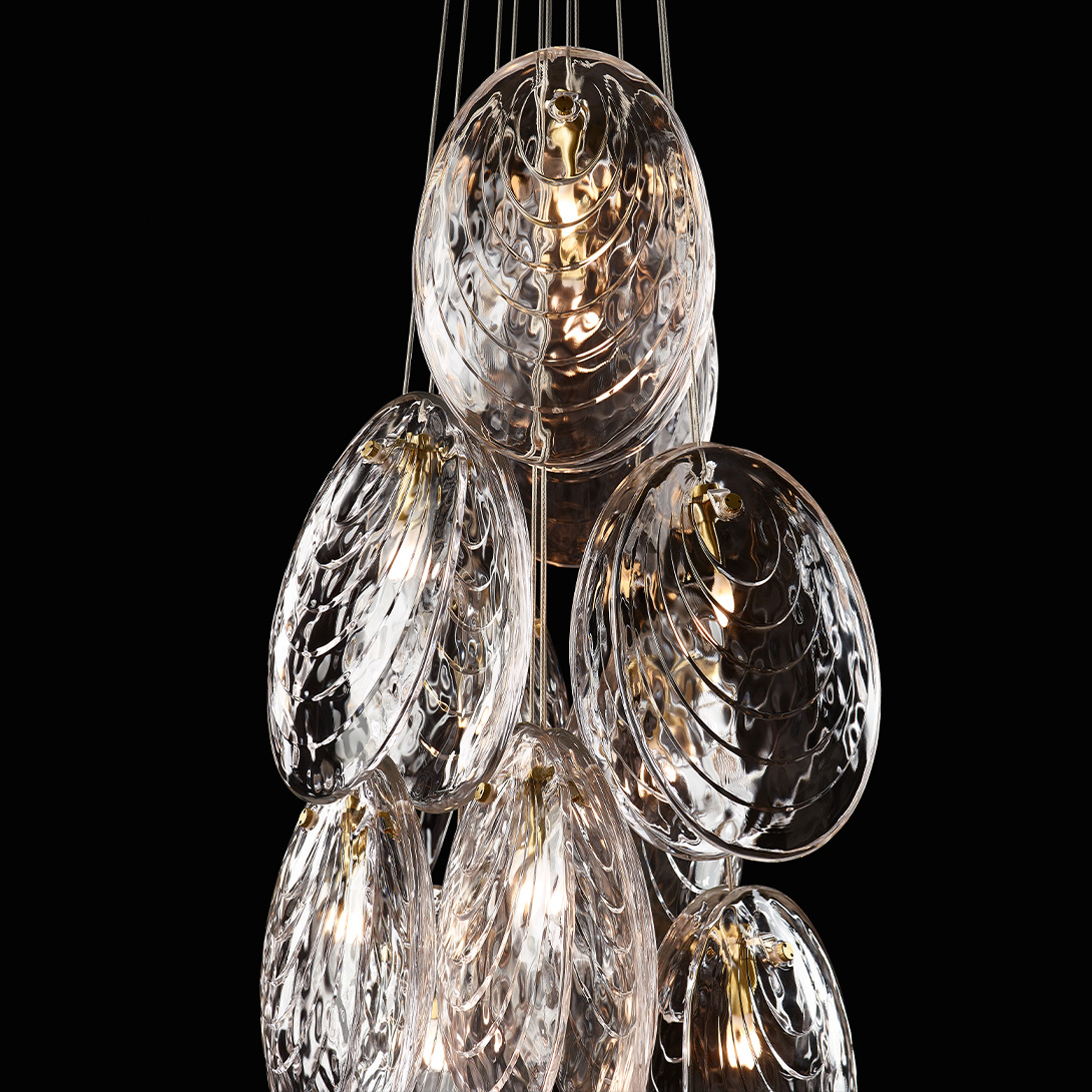 New collection Mussels: bright constellations with organic aesthetics