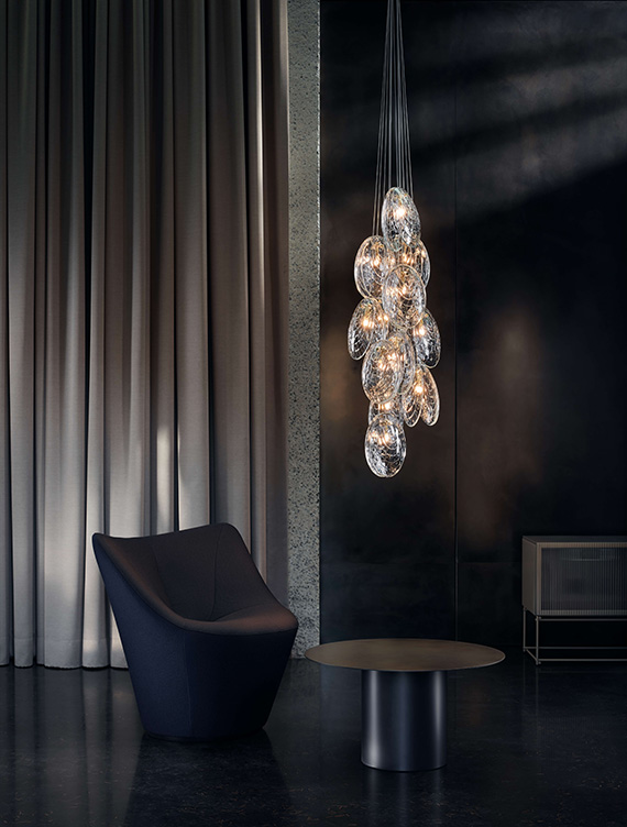 New collection Mussels: bright constellations with organic aesthetics