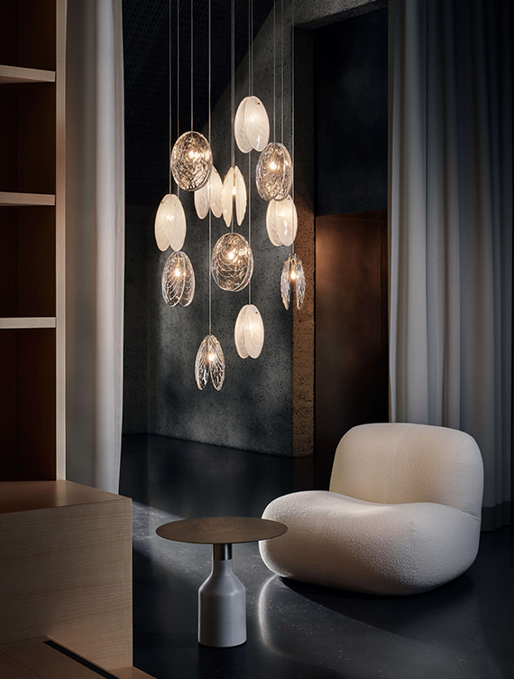 New collection Mussels: bright constellations with organic aesthetics