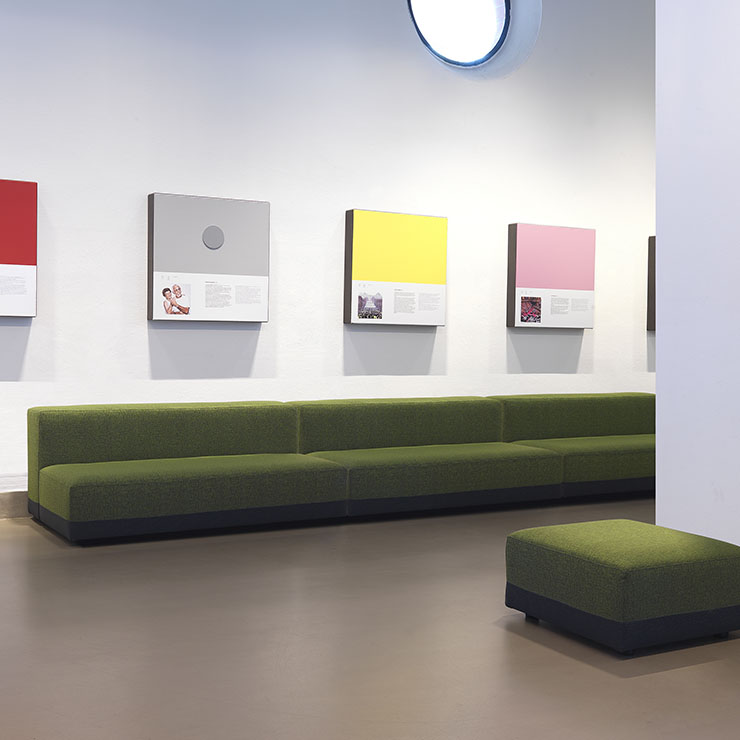 Seats made of sound-absorbing materials by Caimi