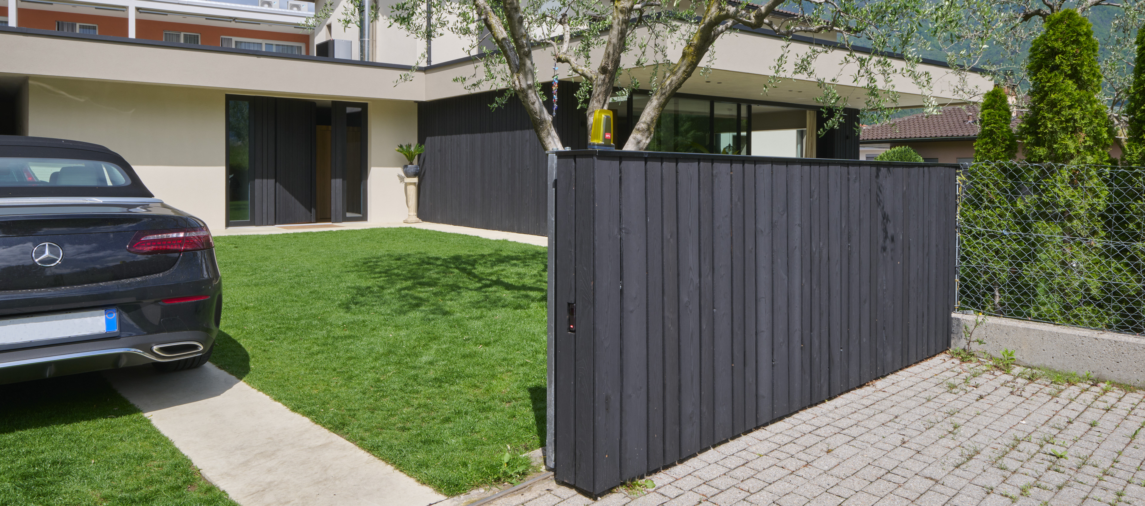 Burnt wood cladding, environmentally sustainable and durable: Ardes ...