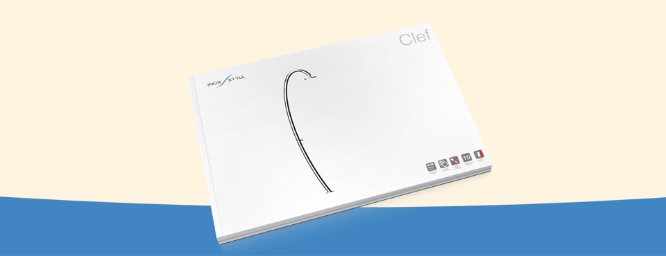 Clef outdoor shower: reinterprets with brio the eternal score of water.