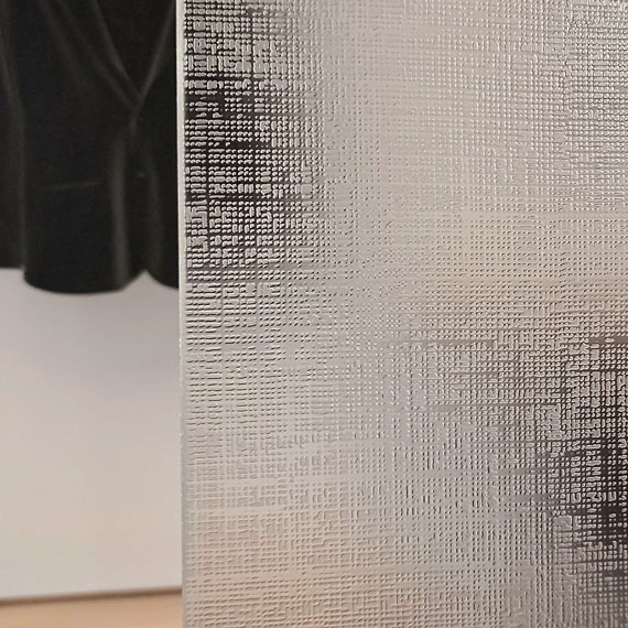 Glass like fabrics, a range of finishes for prestige interiors