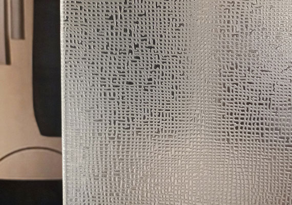 Glass like fabrics, a range of finishes for prestige interiors
