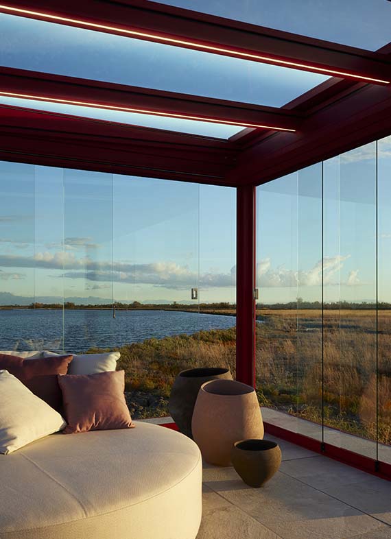 Sunlight by KE: the glass room that removes the boundaries between in ...