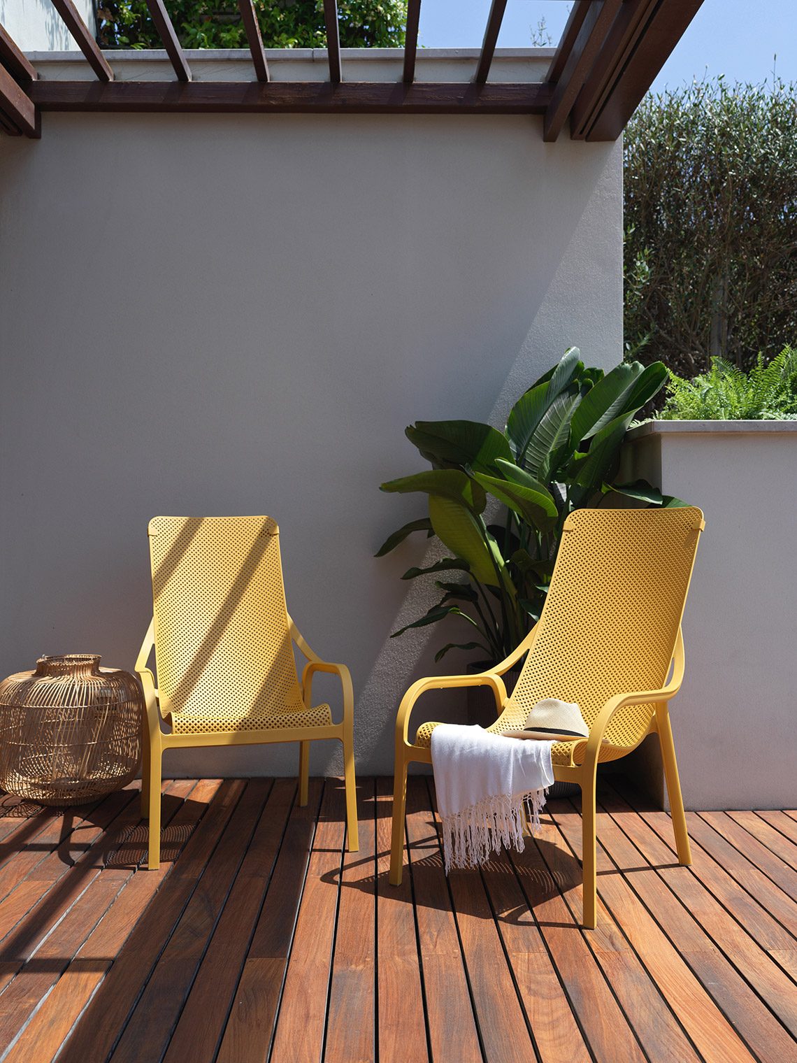 Net Lounge, the outdoor armchair by Nardi: a wave of relaxation ...