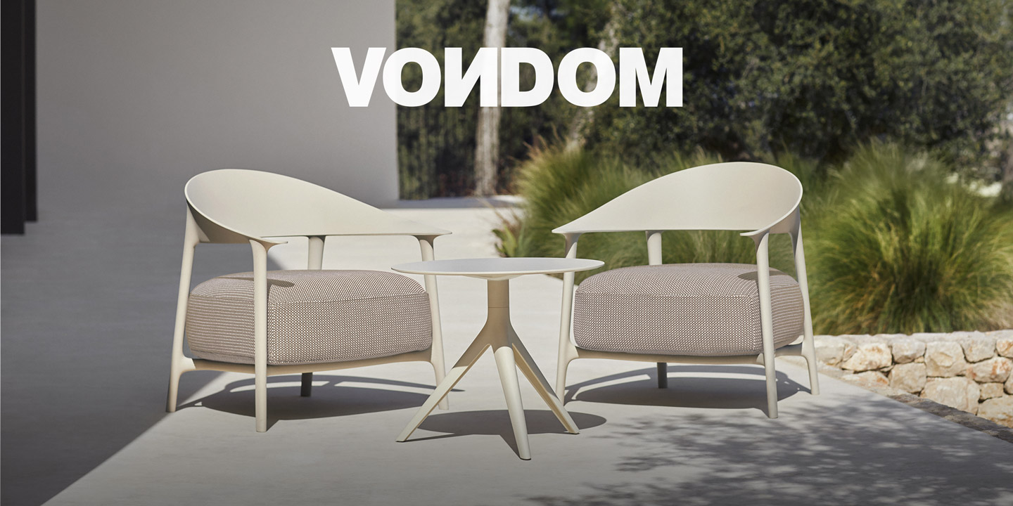 Vondom, Africa Lounge Chair by Eugeni Quitllet combines comfort and softness