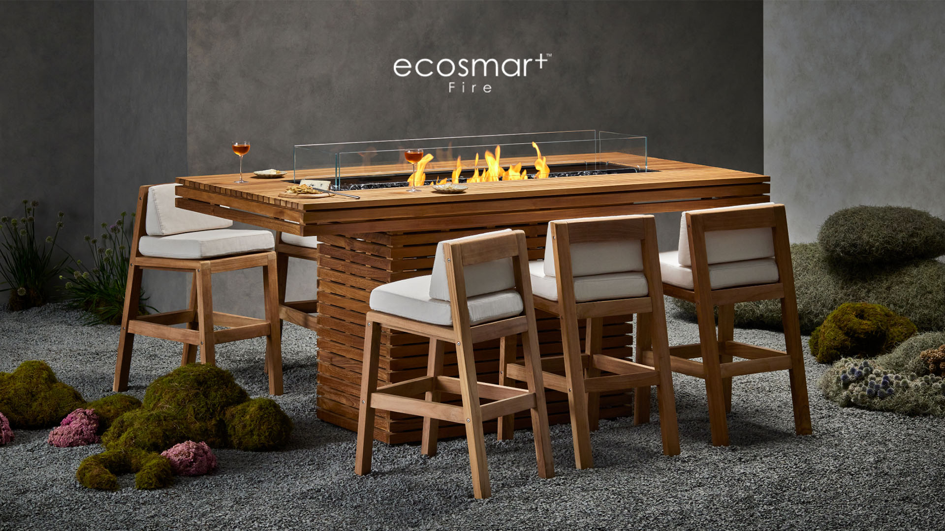 Freestanding fire element EcoSmart: choose your perfect fire