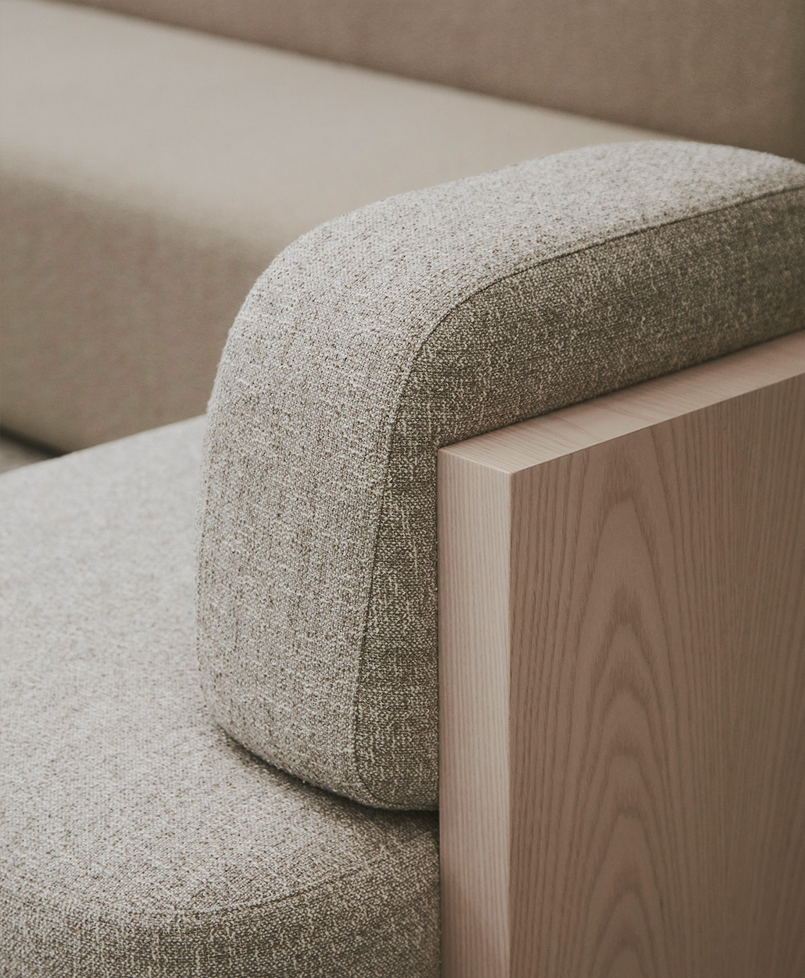 SECOLO: Quality materials, Italian Manufacturing, Distinctive designs.