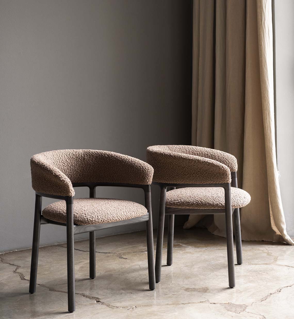 Bross 2024 furniture and seating: wood and natural raw materials for the interior