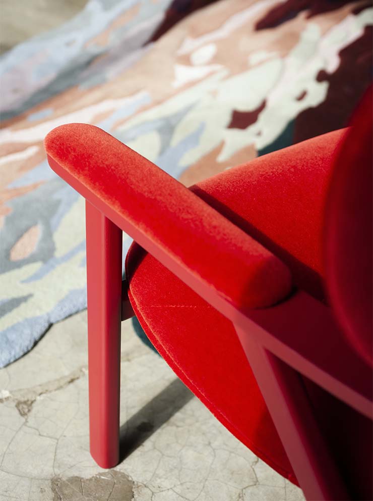 Bross 2024 furniture and seating: wood and natural raw materials for the interior