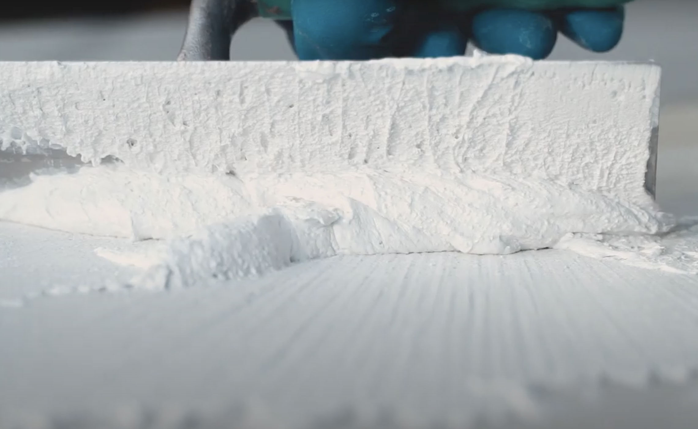 Arteviva eco-friendly resin surfaces with low thickness: the new smooth ...