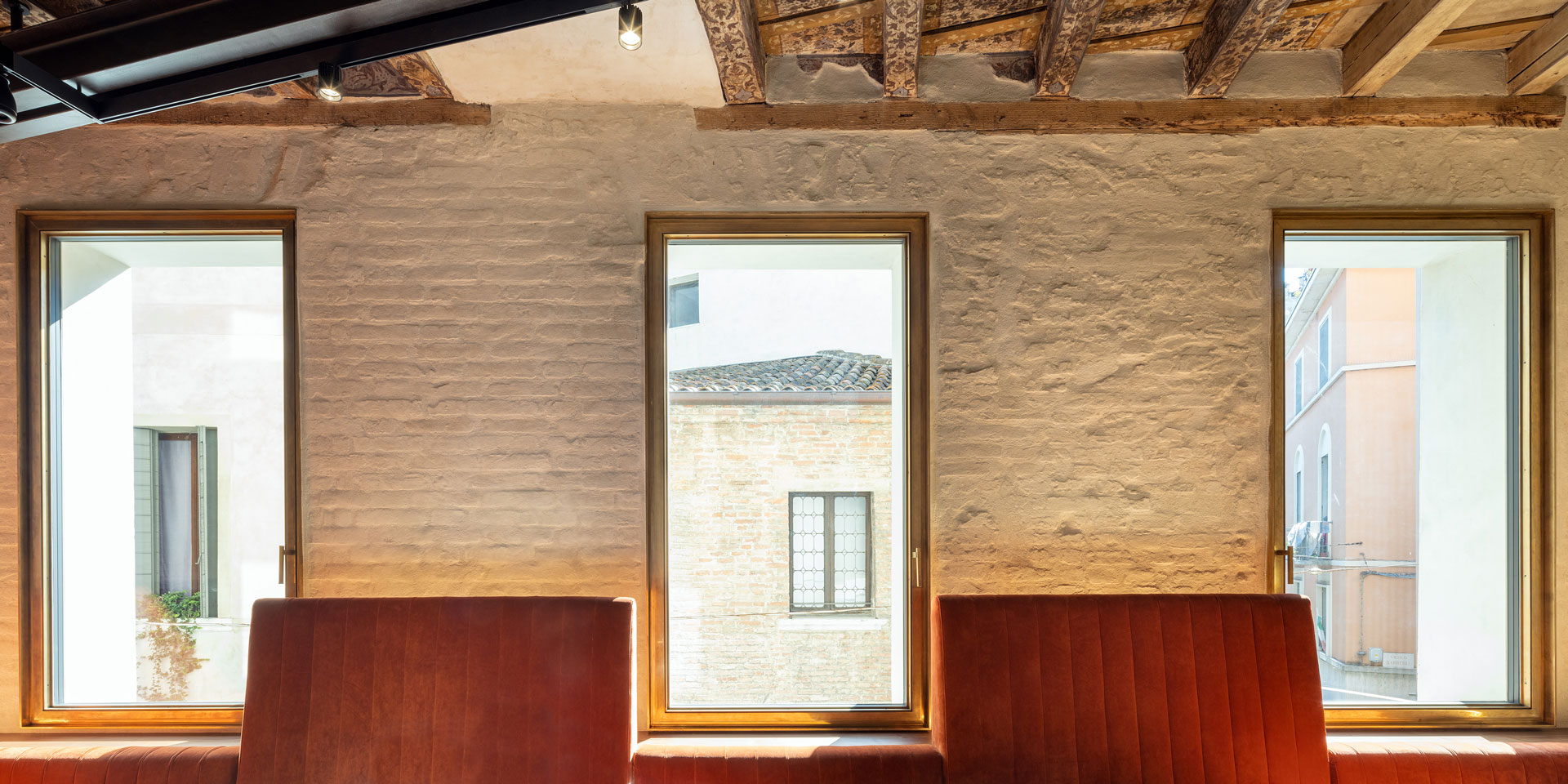 Architectural Bronze Ottostumm | Mogs: a noble metal for timeless ...