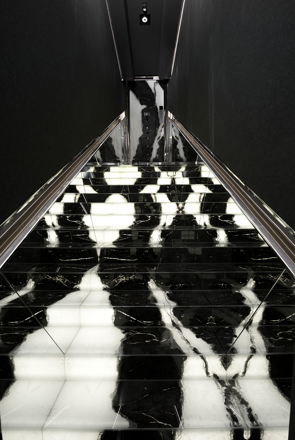 Natural stones become the absolute stars of light: Antolini backlit ...