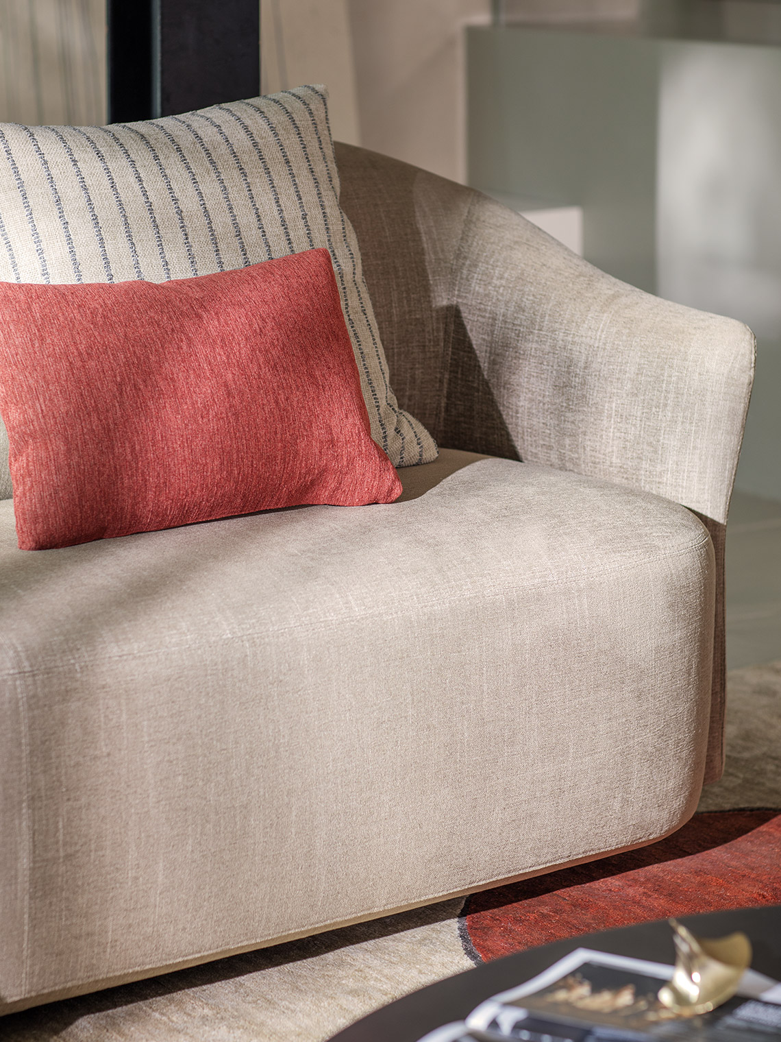 The new Flou Sofas catalogue: comfort, elegance and functionality