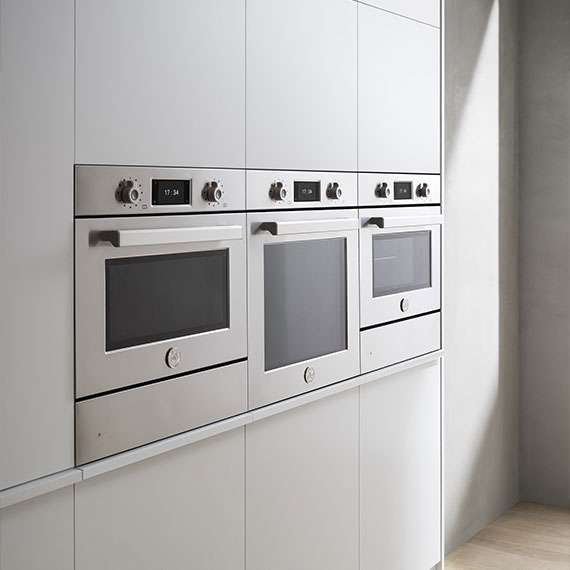 Bertazzoni Built-In Ovens. Design and Technology without compromise