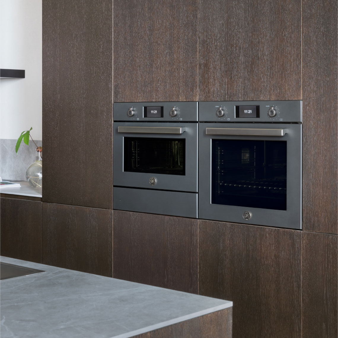 Bertazzoni Built-In Ovens. Design and Technology without compromise