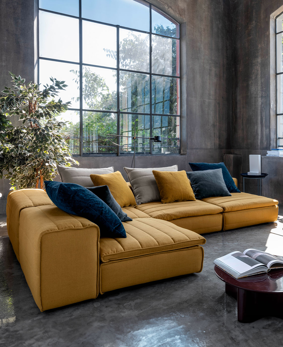 Samet system by Gervasoni: the modular sofa without rules
