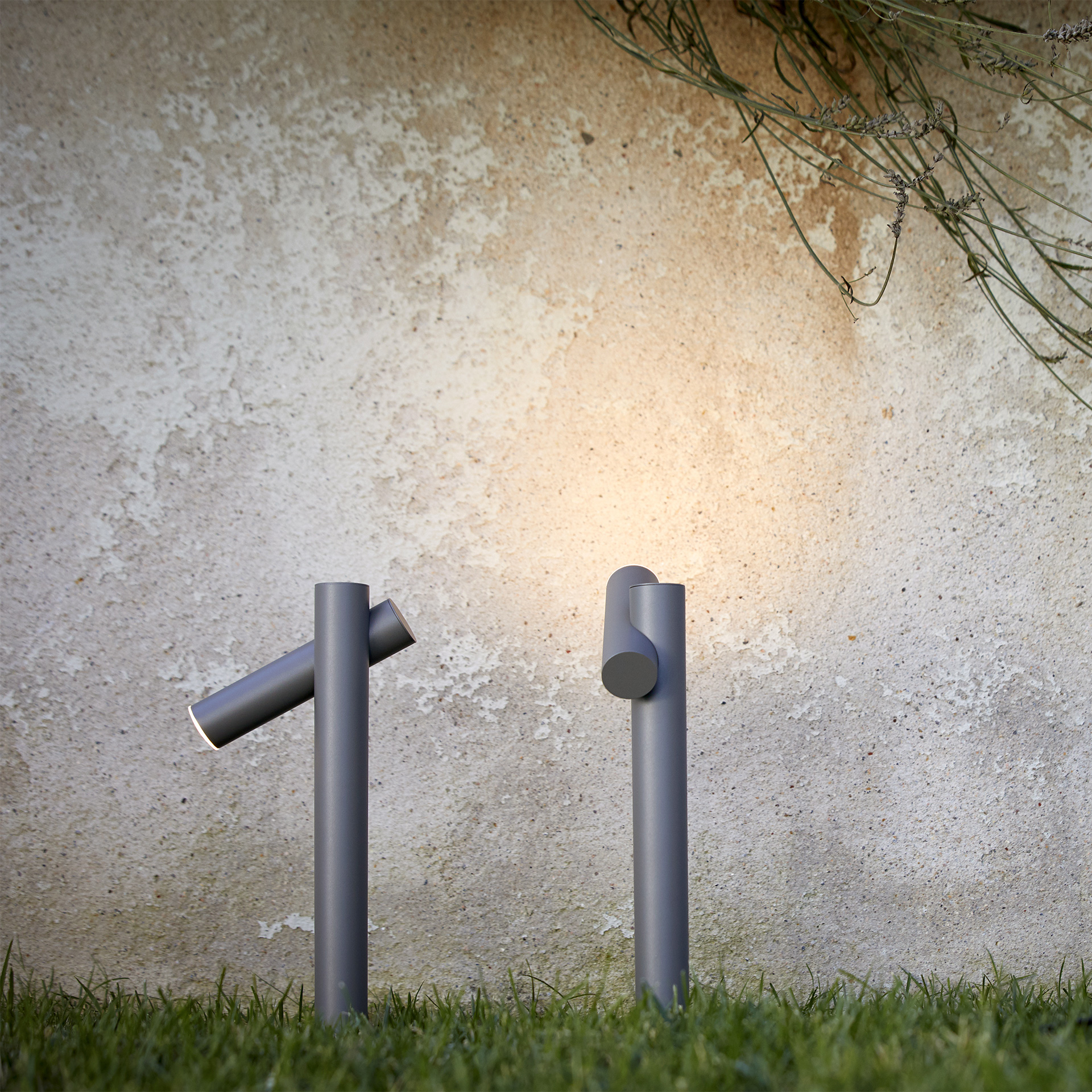 [⤓ Catalogue] Discover Estiluz outdoor lighting collections