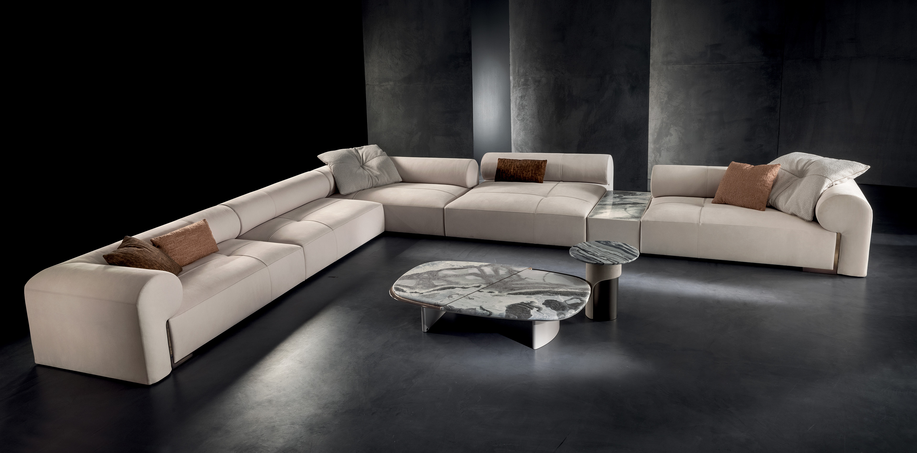 New Blooming living and night collection by Longhi: harmony between ...
