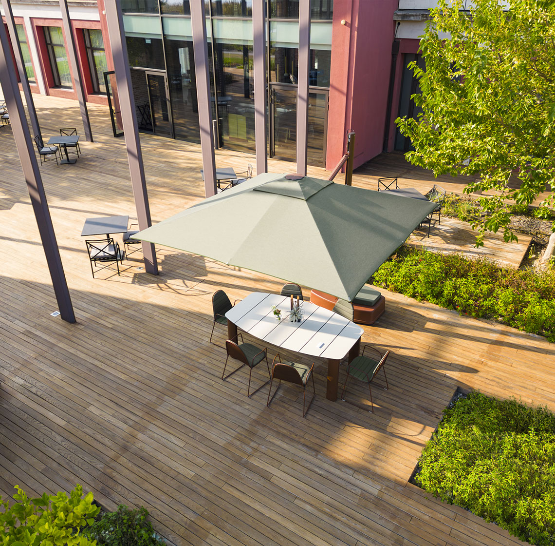 Crema parasols and outdoor furniture: rough finishes and recycled ...