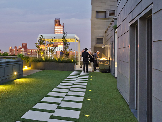 Roofingreen Dbase: pavimentazione esterna modulare con finitura in gres ...