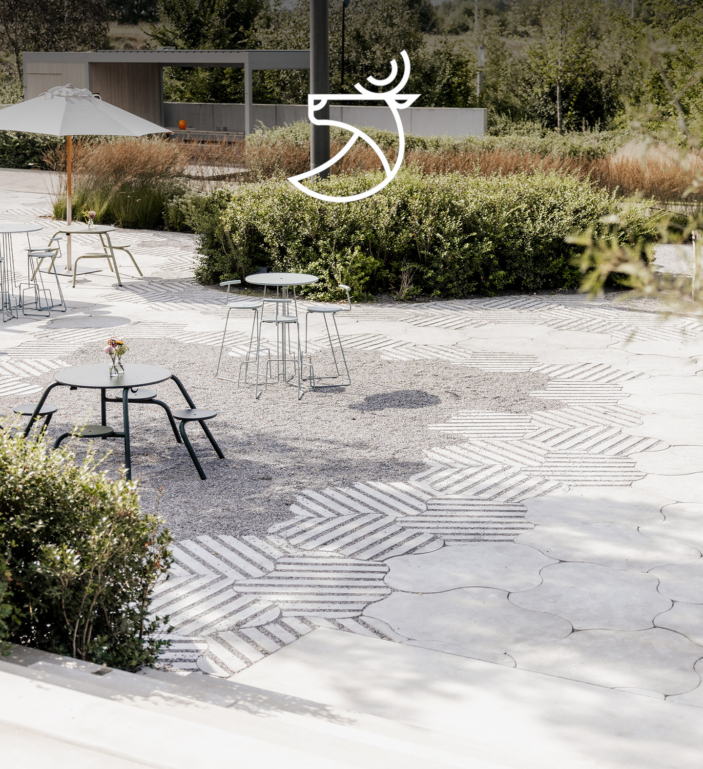 Permeable grass pavers with organic shapes for creative outdoor spaces ...