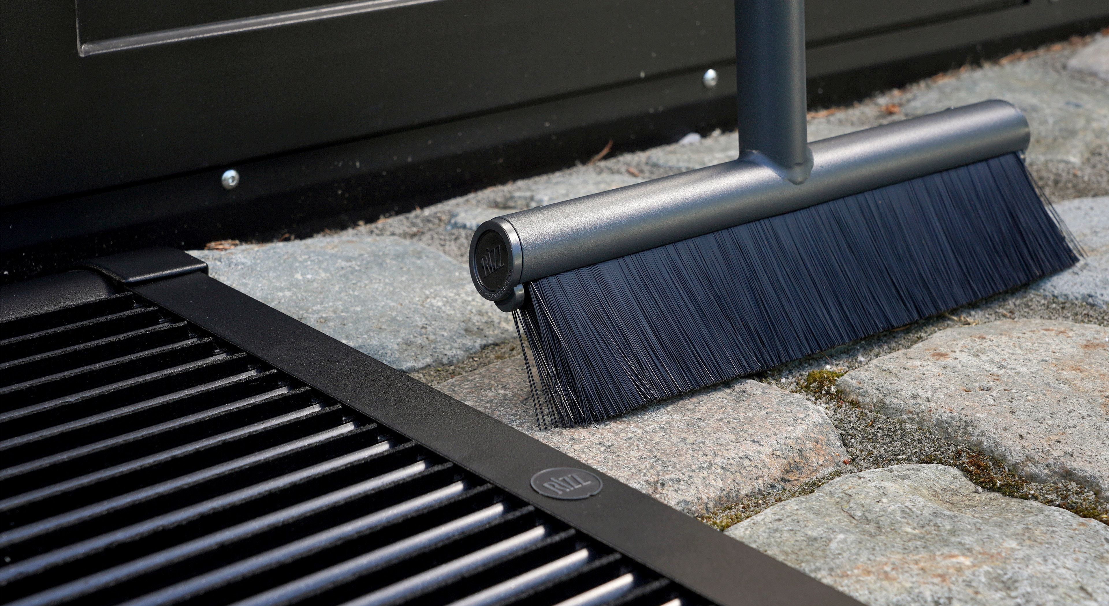 Mats and brooms RiZZ Design: the perfect finishing touch on every ...