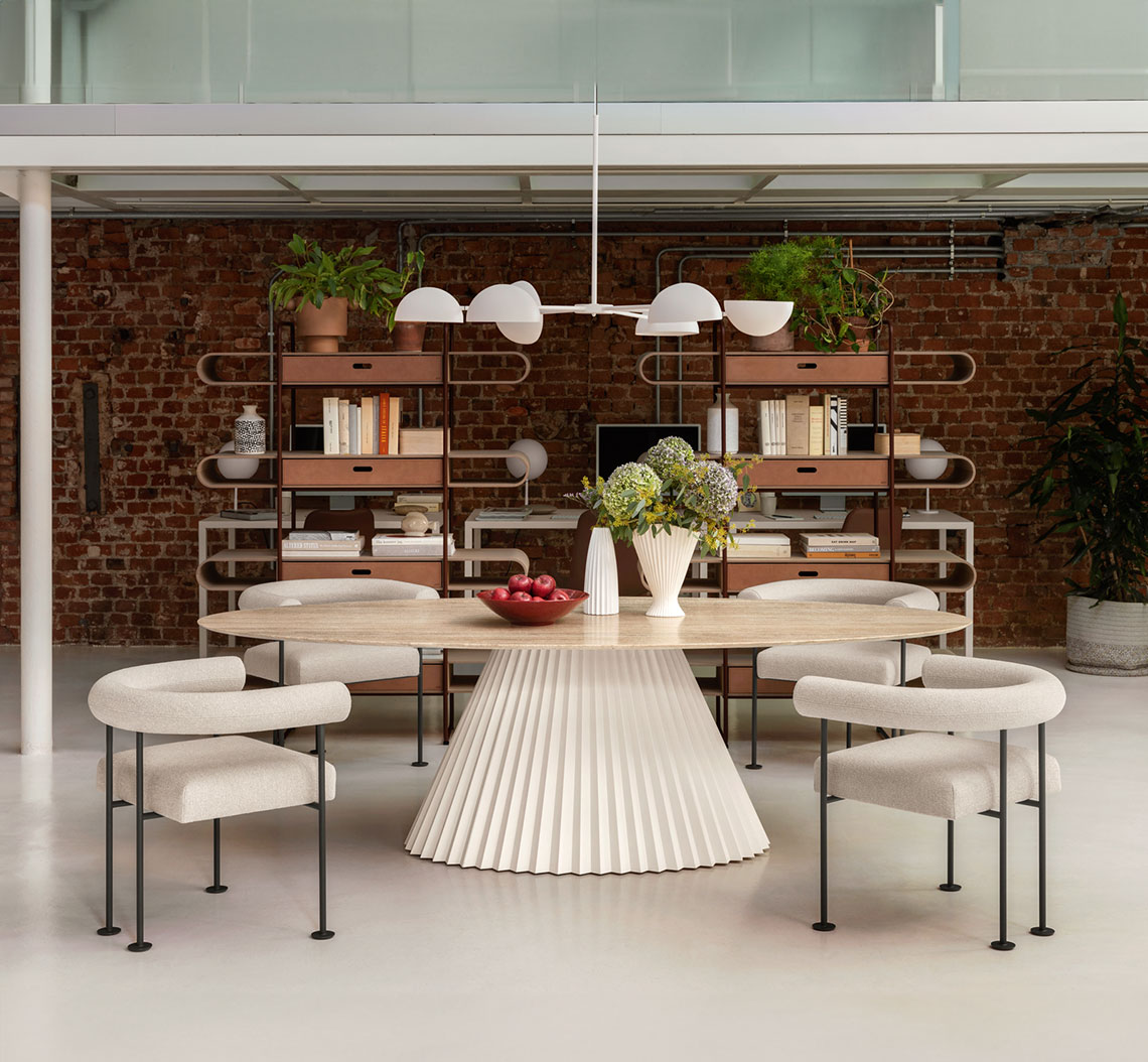 Outdoor tables inspired by 1950s-1960s pleated motifs: discover the Plissé collection by Midj