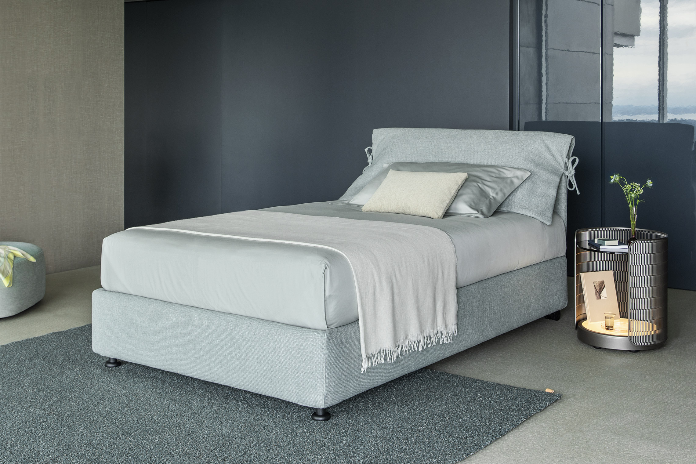 The new Flou catalogue of single and transformable beds: comfort ...