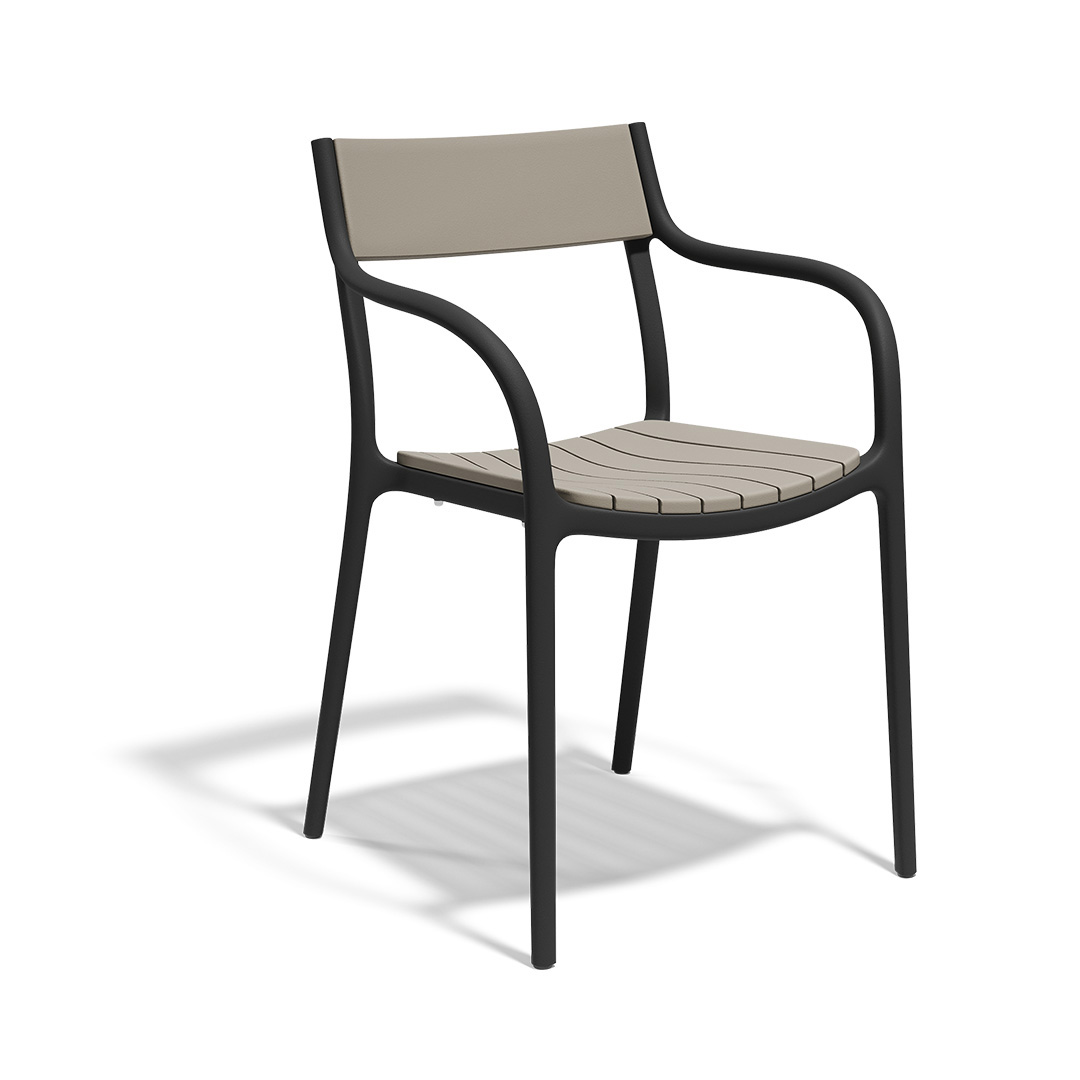 Madison: the chair inspired by the soul of New York by Vondom