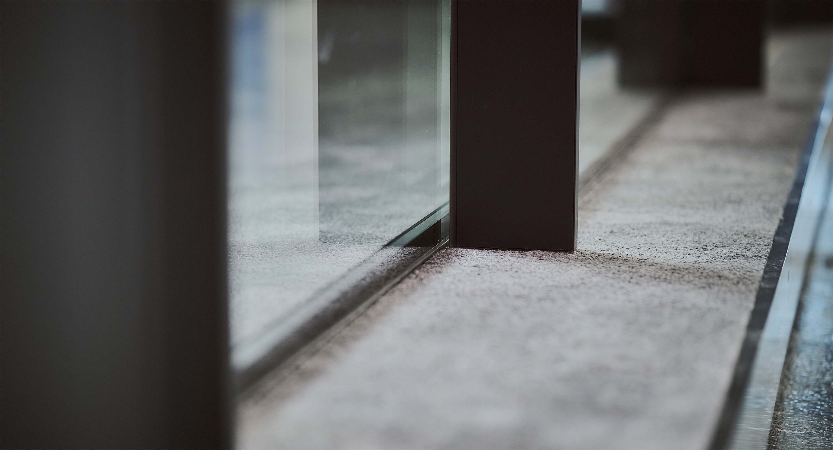 Keller minimal windows 4+: shaping architecture with transparent precision